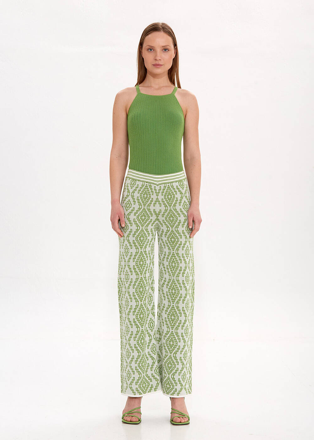 Ethnic Patterned Nephrite Knit Pants | KNITSS